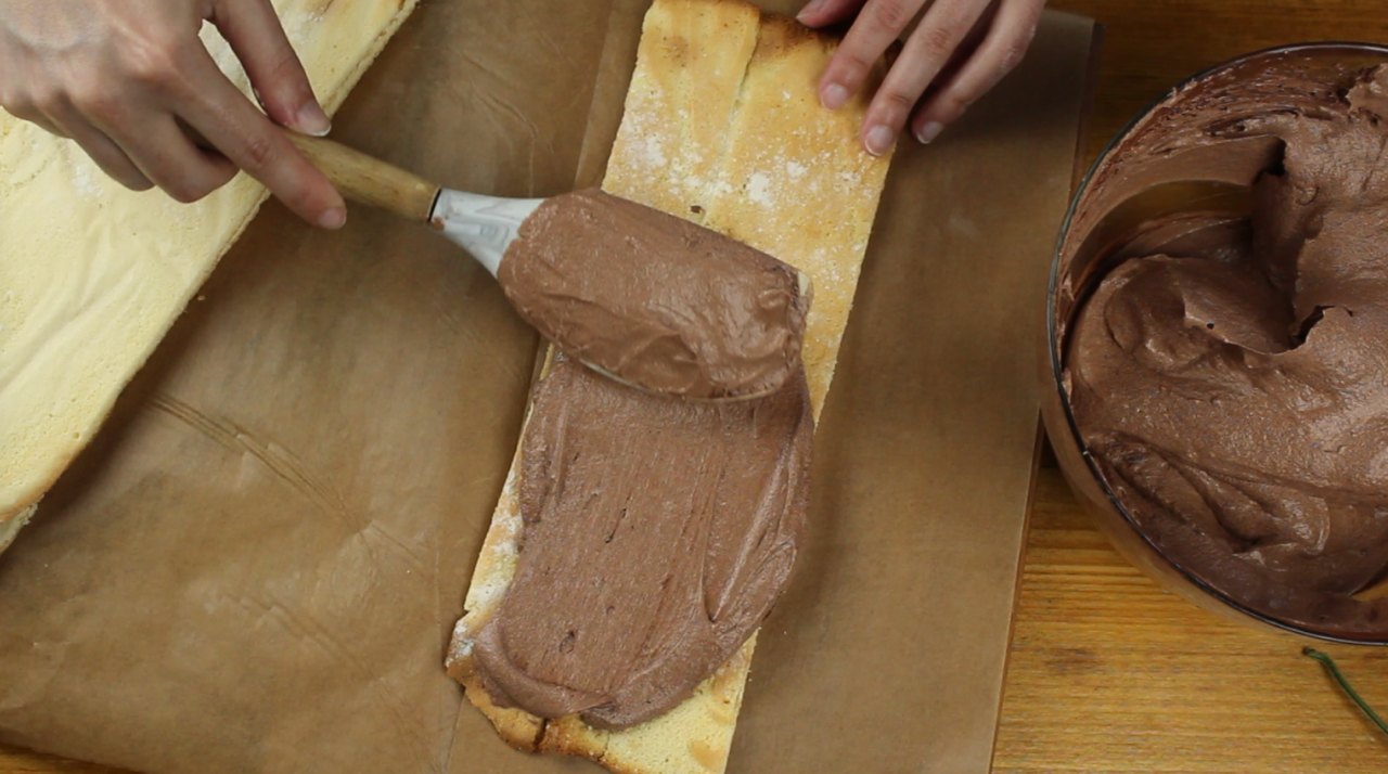 Pyramid Cake - Recipe Videos