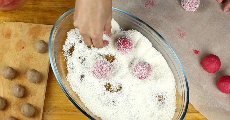 CHESTNUT PUNCH COCONUT BALLS - Easy Dessert Recipe